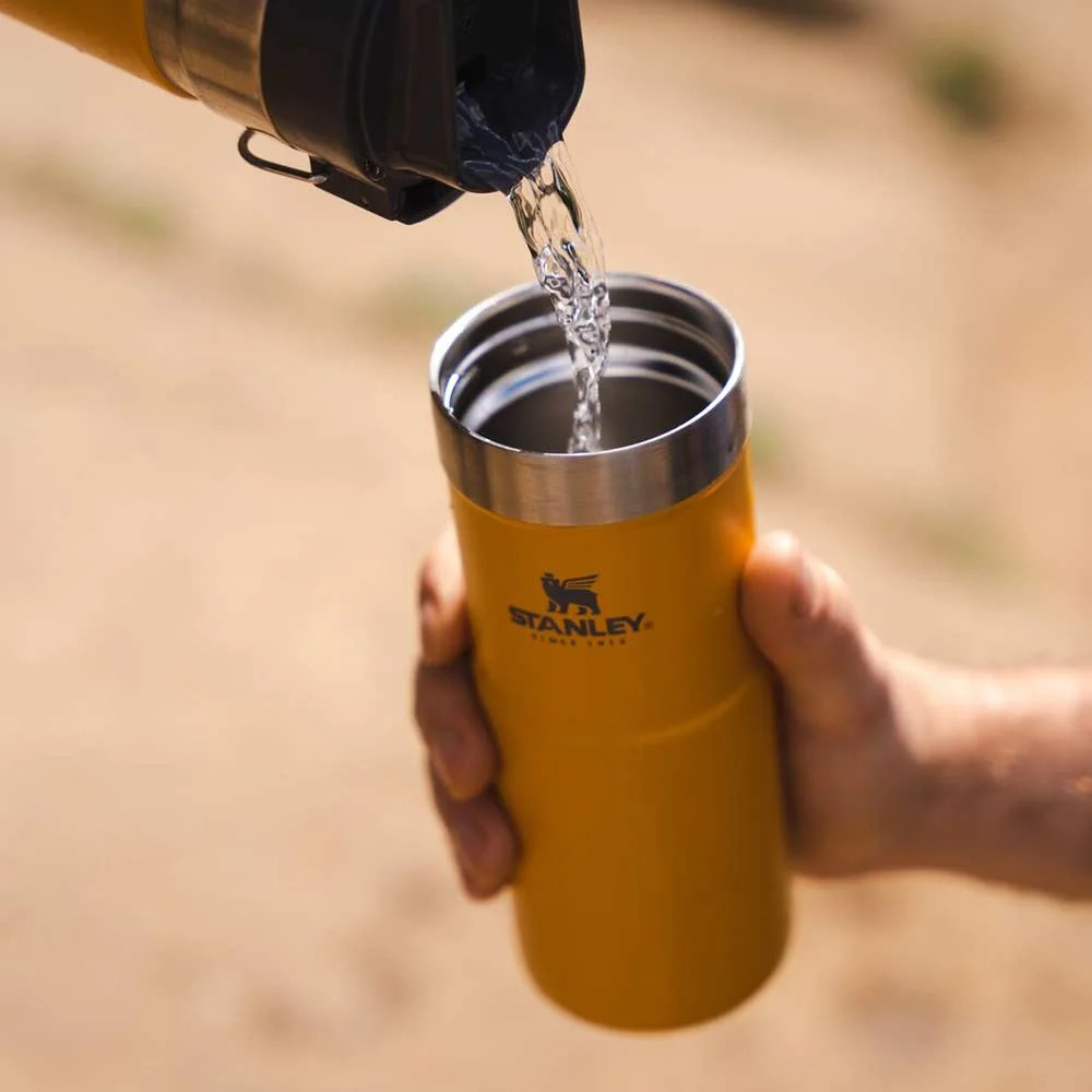 Stanley 0.35L Classic Trigger-Action Travel Mug - Saffron - Sarı - 10 ...